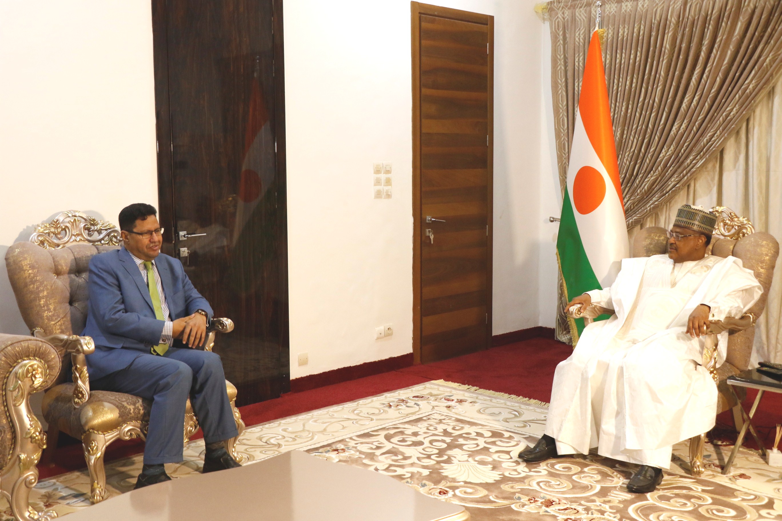 Table ronde des bailleurs de fonds du G5-Sahel au Niger : Seini Oumarou ...